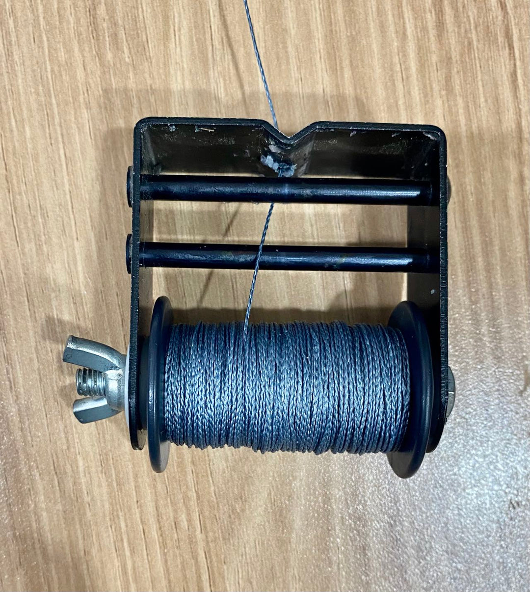 Archery serving jig string server – Daylitebow